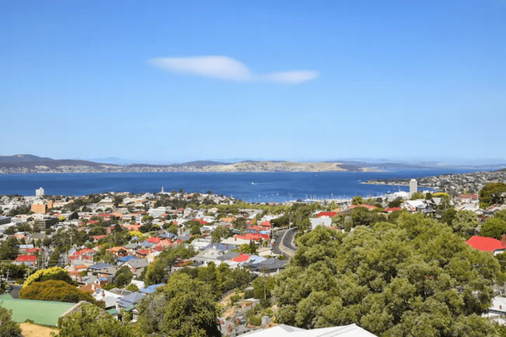 Poet s House 6br fabulous character WOW views - Inside Hobart